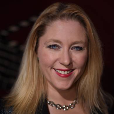 Anna Smith - CherryPicks